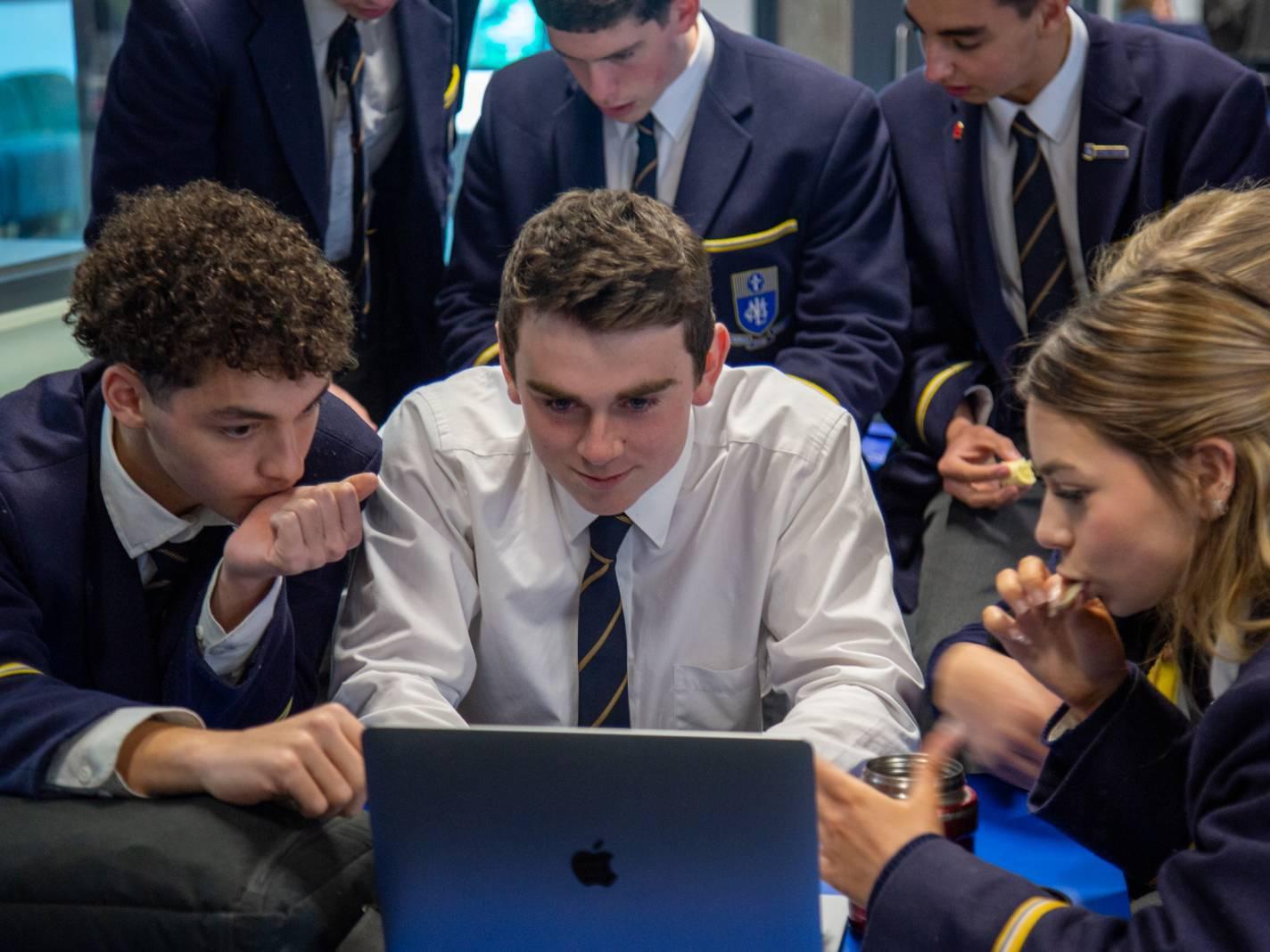 MLMC | Mount Lilydale Mercy College